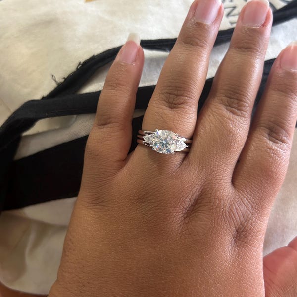 2CT Round Solitaire Tulip Setting Ring 14K Yellow Round Moissanite ...