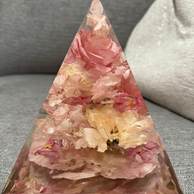 Custom Memorial Pyramid, Custom Cremation Ash Resin Pyramid, Cremation ...