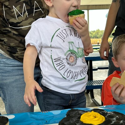 Daddy's Little Hunting Guide Baby Onesie® Pheasant Hunting, Hunting ...