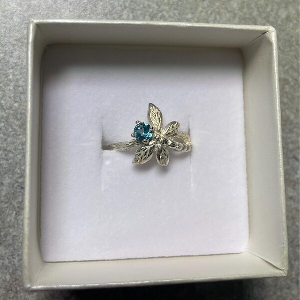 Mushroom Elvish Engagement Ring With Witchy Oak Leaf, Dark Cottagecore ...