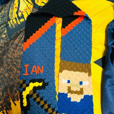 Crochet Pattern Minecraft Scarf, C2C Pattern Steve & Diamond Pickaxe ...
