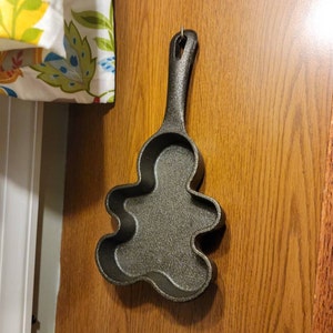 LIMITED EDITION Orphaned Iron Logo 8 Lodge Cast Iron Skillet | Etsy