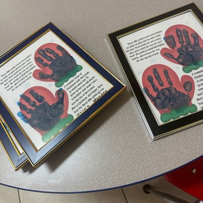 Dr Seuss Handprint Art for Kids, One Fish Two Fish Red Fish Blue Fish ...