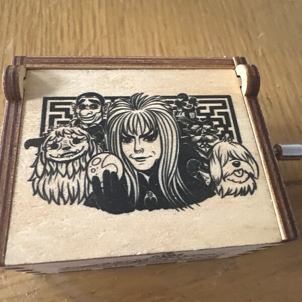 Labyrinth Music Box – Hand-cranked Music Box – Fantasy Music Box – Mini ...