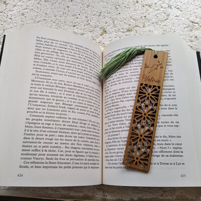 Bookmark different Models in Four Customizable Wood Species - Etsy