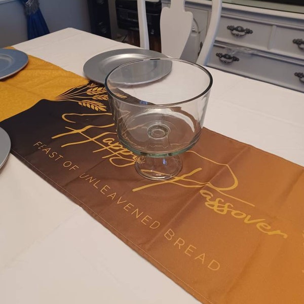 Passover | Feast of Unleavened Bread Table Runner - Gold Barley - Etsy