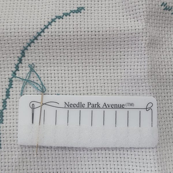 Needle Park Avenue Thread Organizer: Needlework Accessory - Etsy