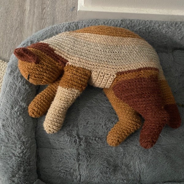 Dreaming Cat Amigurumi Pattern, Crochet Sleeping Kitten, Valentine's ...