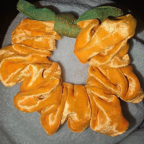 Scrunchie | Orange Scrunchie | Pumpkin Scrunchie | Fall Scrunchie ...