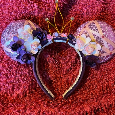 White Concha Minnie Ears, Food Minnie Ears, Pan Dulce Ears, Concha ...