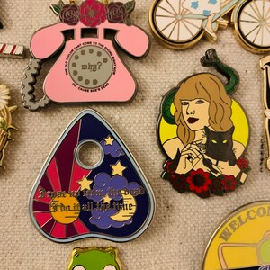 Taylor Swift Pin Reputation Pin Ouija Pin Planchette Pin - Etsy