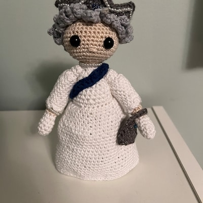Queen Elizabeth II, Crochet Pattern, PDF Instant Download. - Etsy