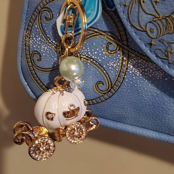 ENCHANTED CARRIAGE Key Chain, Cinderella Key Ring, Key Fob Rhinestone ...