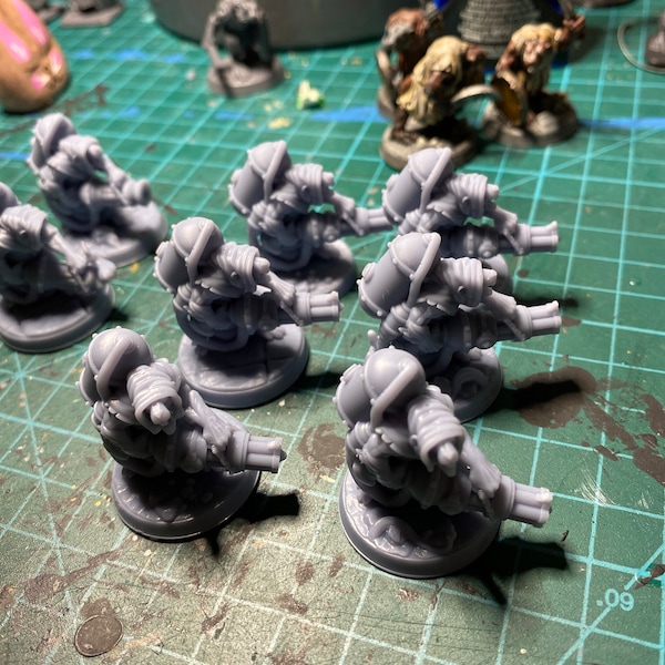 Rat Men Chain Gunner 3D Printed Resin Miniature | Tabletop Role Playing ...