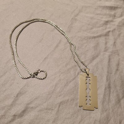 Razor Blade Necklace, Men's Necklace, Stainless Steel Razor Blade ...