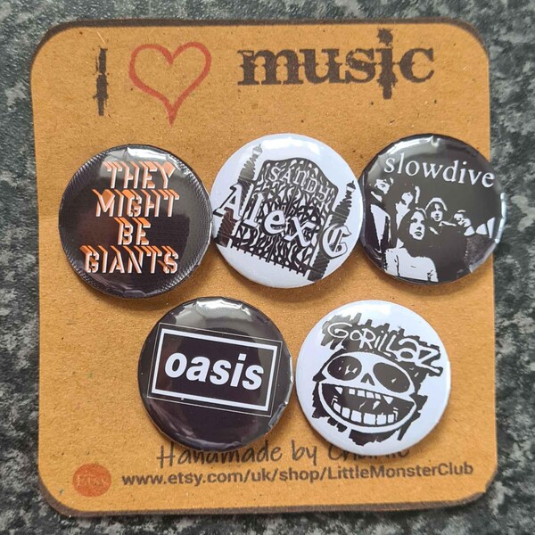 GERARD WAY Badge Pack Pin Badges Buttons Stocking Filler Emo Badge ...