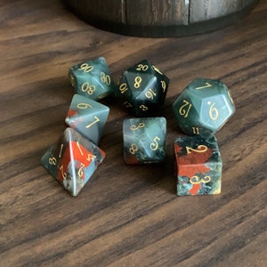 URWizards Dnd Bloodstone Gemstone Engraved Dice Set | Urwizards