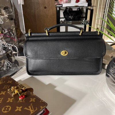 Vintage Coach Red Leather Legacy Small Hobo Baguette Shoulder Bag Style ...