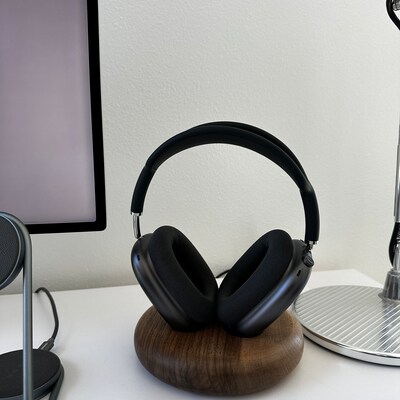 Apple Vision Pro Stand Display Stand for Your Headset With Integrated ...