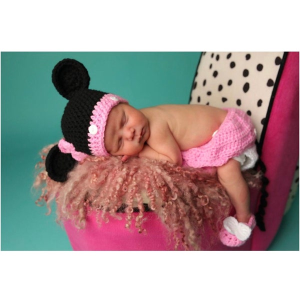 Disney Goofy Inspired Infant Newborn Baby Outfit Beanie Hat Booties ...