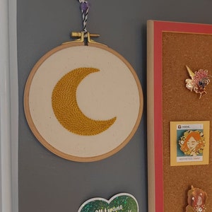 Triple Moon Lace Accessory Chainstitch Embroidery Shoelace Charm - Etsy