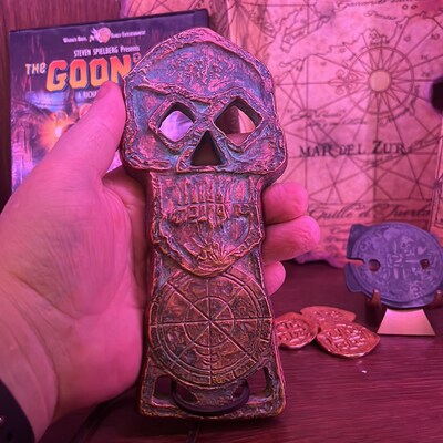 Cronos the Vampire Device W/ Drawings Prop - Etsy