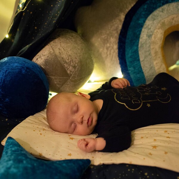 Cushion Seashell, WHITE Color Pillow,round Cushion,seashell Decorative ...