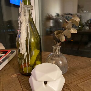 Black Grinder With Magnetic Closure and Kief Catcher | Etsy