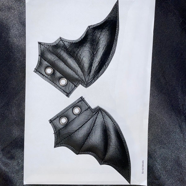 Bat Wing Shoe Accessory/keychain - Etsy