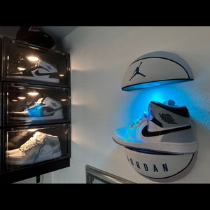 LED Shelf Basketball Spalding Graffiti Orange, NBA, Shoe Rack, Gift ...