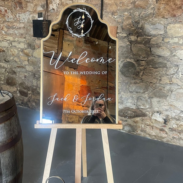 Mirror Wedding Welcome Sign • DIY Easy With Vinyl Lettering/vinyl ...