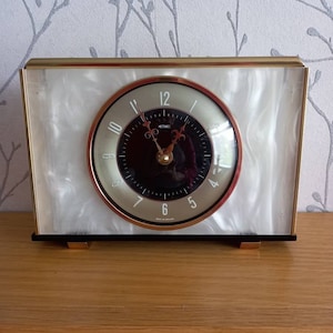 Burl Wood Wall Clock Stunning Eye Catching Polished Knotted Wood in ...