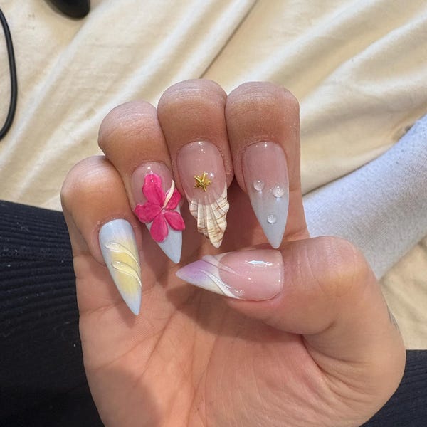 League of Legends Jinx Nail Art, Pink & Blue Graffiti Stiletto Nails ...