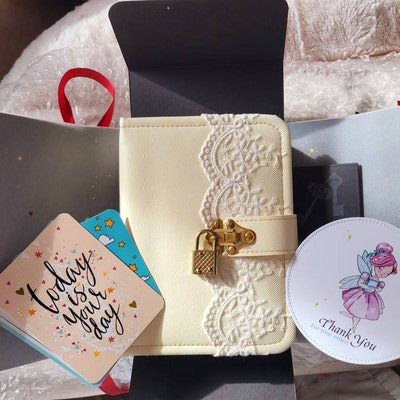 Vintage Style Floral Diary With Lock and Key - Etsy