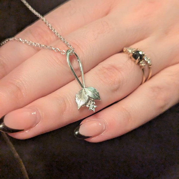 The Subtle Garden Ring. Green Onyx Ring With Hoya Flower Details ...