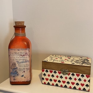 Alice in Wonderland Light up Bottle. Drink Me Bottle. Alice in - Etsy