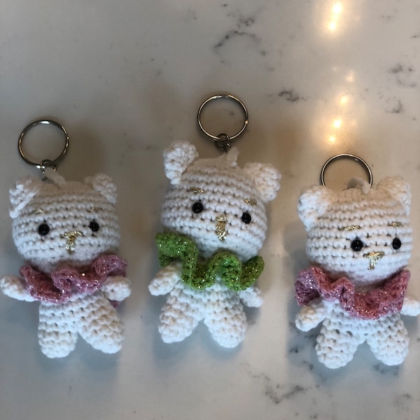 Amigurumi Mini Bunny Keychain Pattern, Crochet Carrot With Rabbit ...