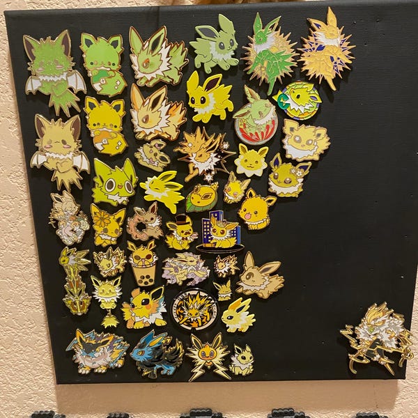 Ash’s Butterfree & Shiny Butterfree Enamel Pin - Etsy