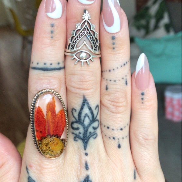 MAEVE Reusable Hand Painted Press on Nails | White Abstract Minimal ...
