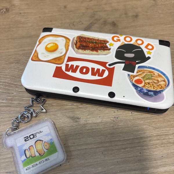 Frutiger Aero Fishy Keychain: Glitter Clownfish DS Cartridge - Etsy