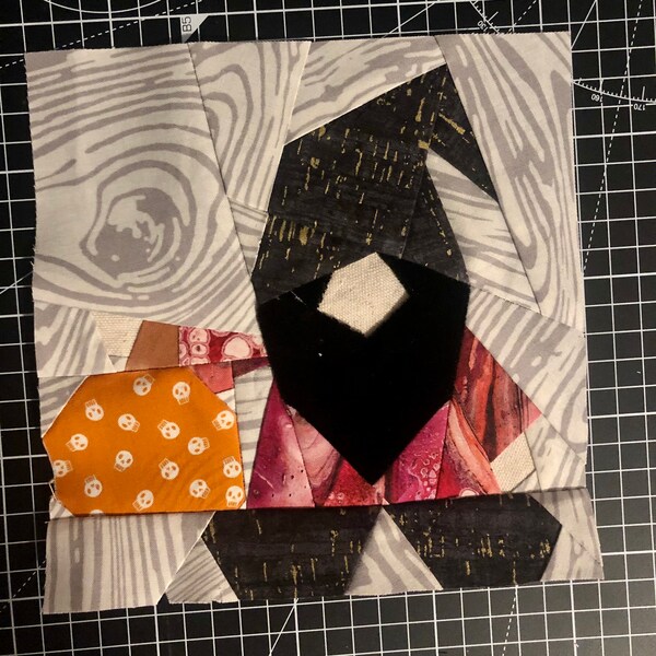 GNOME WITH PUMPKIN Paper Pieced Block Pattern in Pdf - Etsy