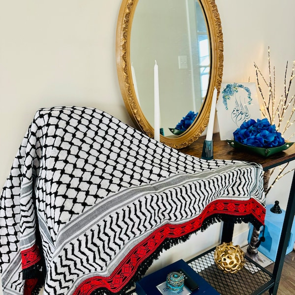 Keffiyeh - Palestinian Embroidery Shawl - Etsy