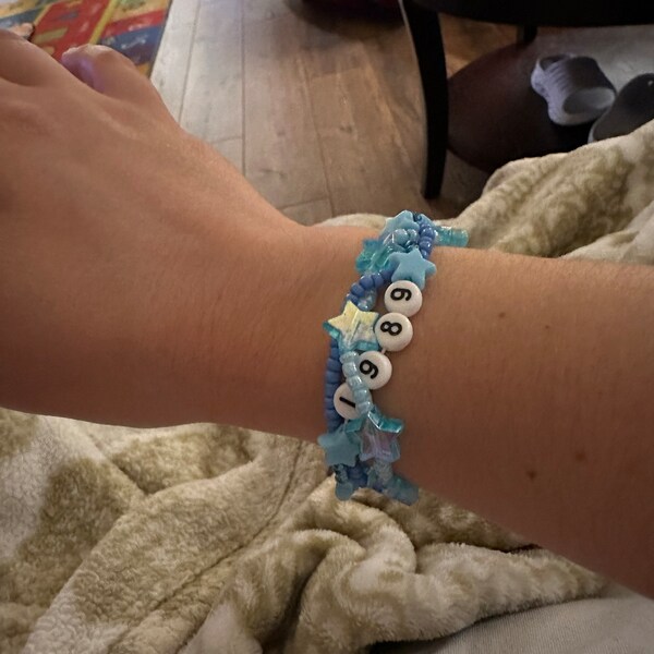 Anti Hero / Midnights Friendship Bracelet / Wavy Friendship Bracelet ...