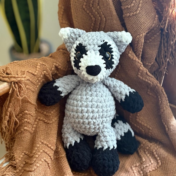 Riggs the Raccoon Crochet Pattern | Crochet Raccoon Pattern | Low Sew ...