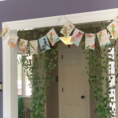 Peter Pan Party Banner / Peter Pan Disney Story Book Page Garland /6 FT ...