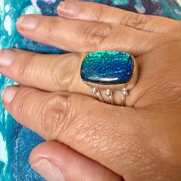 Radha Krishna Wood Locket in Natural Tulsi, Shri Ram Darbar Wood Locket ...