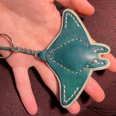 Manta Ray Bag Charm Pattern Leathercraft Pattern & Tutorial PDF Ai EPS ...