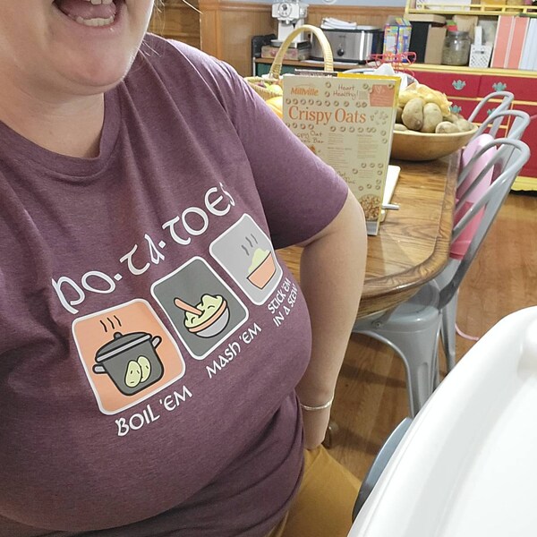 Hi Grandma Baby Bodysuit, Grandma Pregnancy Announcement, Grandma to Be ...