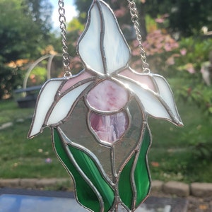 Modern Stained Glass Leaves Pattern, Plant Stained Glass Patterns ...