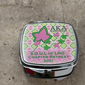 Pink and Green Compact Mirrors With Ivy Leaf, Personalized Compact Hand ...